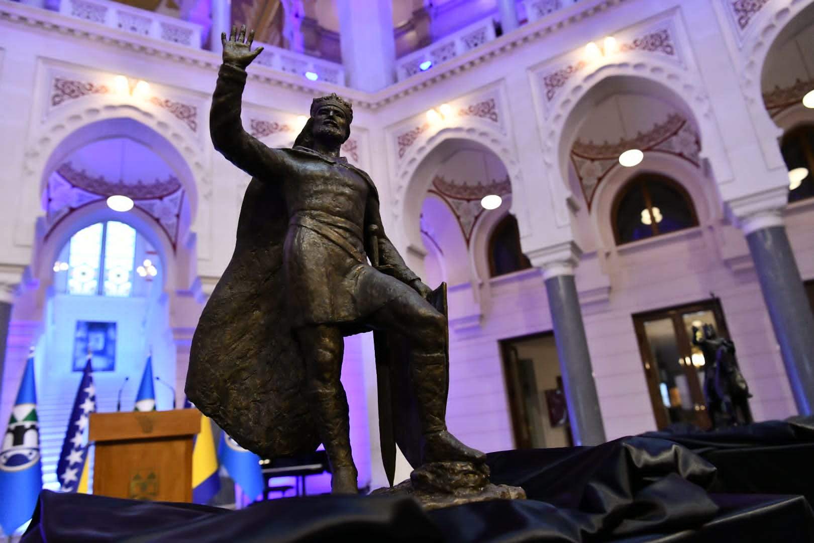 Spomenik Tvrtku I Kotromaniću nije podignut u 2022. godini - Istinomjer